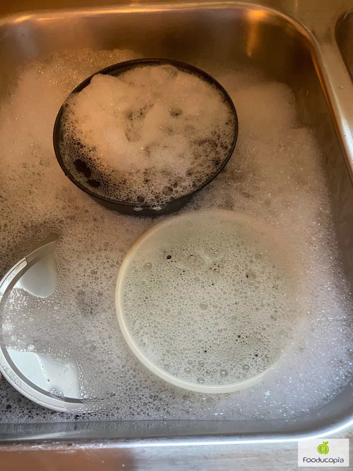 My Rice Cooker Smells Bad: Tips And Tricks To Fix It – Stretch Recipes