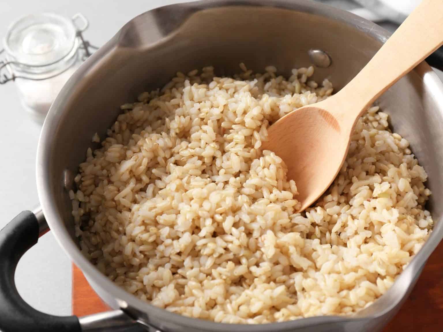 How To Reheat Brown Rice: 4 Easy Methods You Can Try – Stretch Recipes