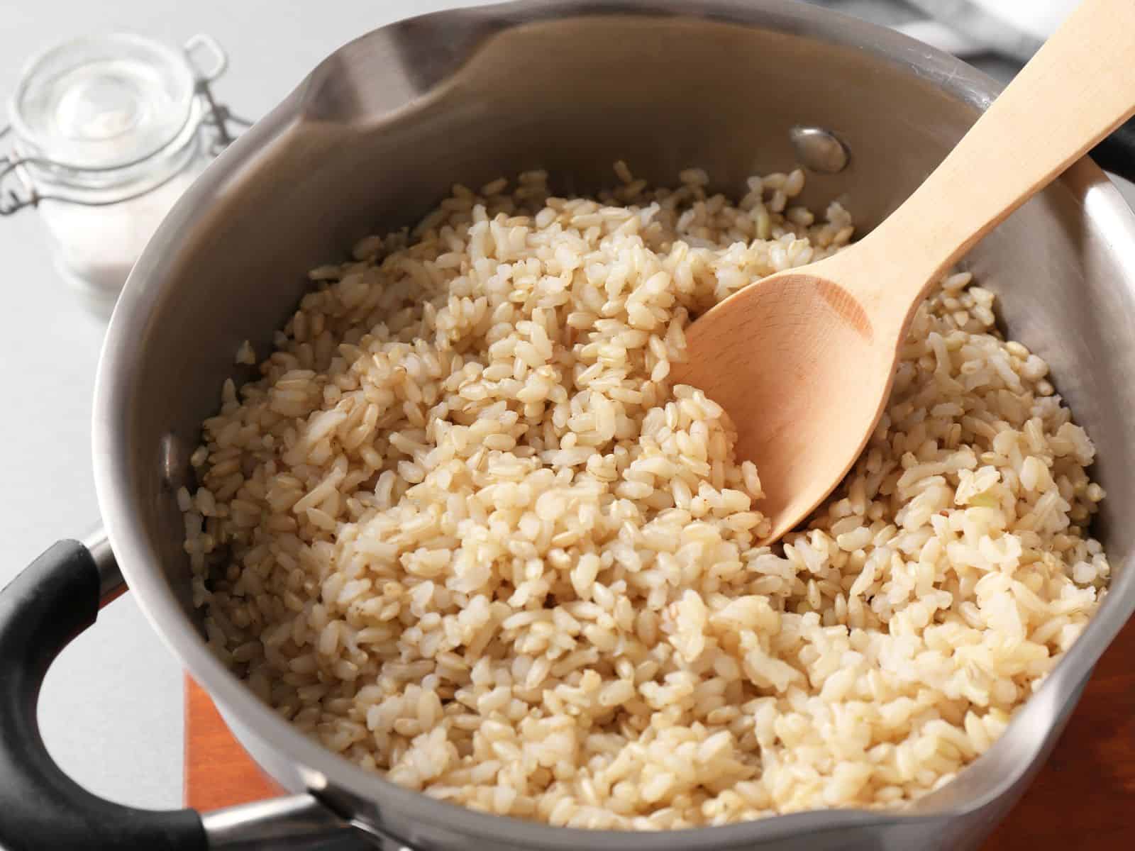 How To Reheat Brown Rice: 4 Easy Methods You Can Try – Stretch Recipes