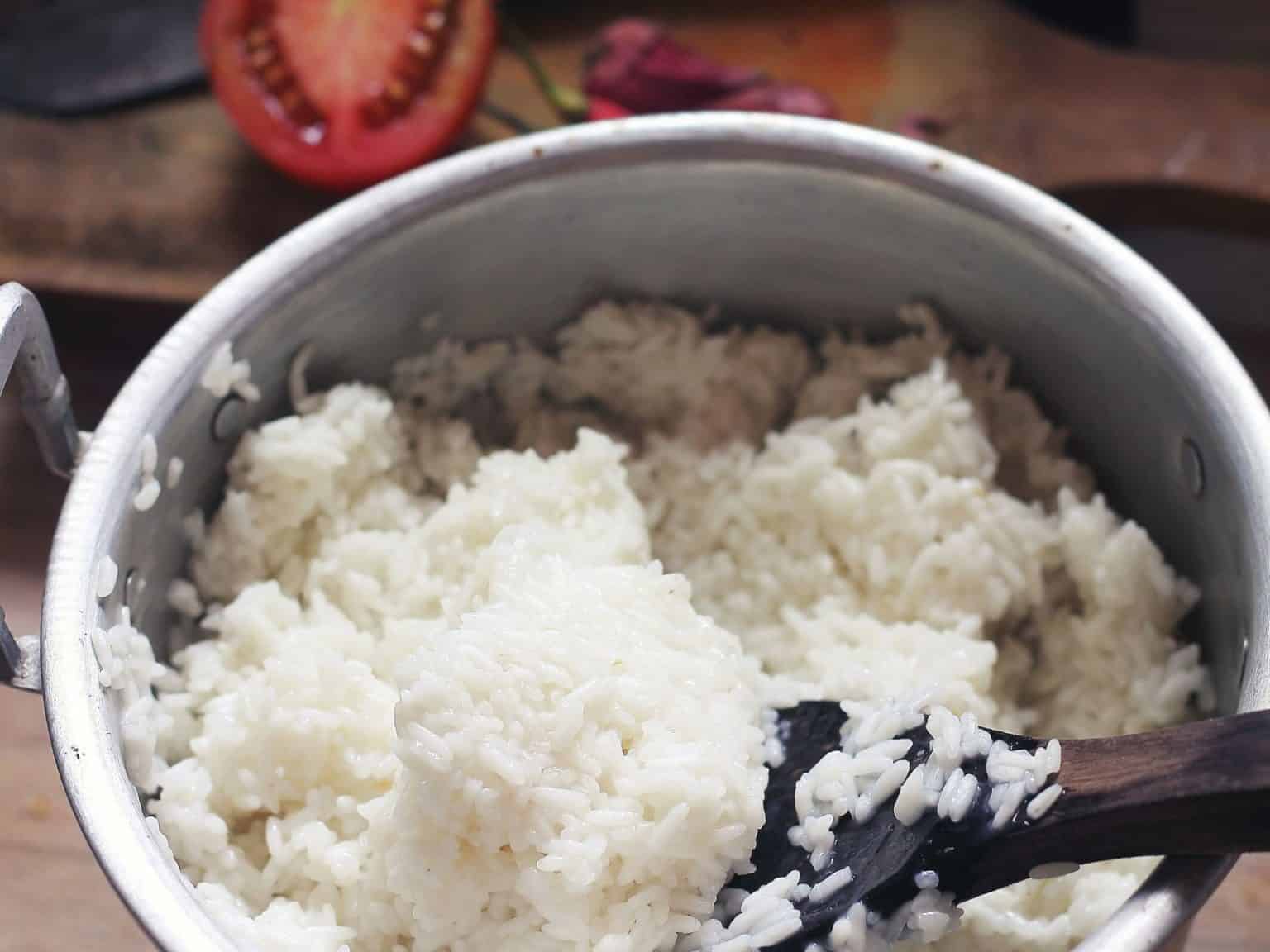 Why Is My Rice Breaking Apart: Things To Avoid And Consider – Stretch ...