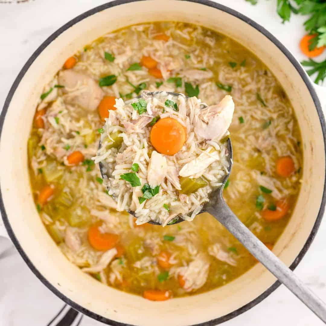 20 Easy And Delicious Cheesy Chicken And Rice Meals – Stretch Recipes