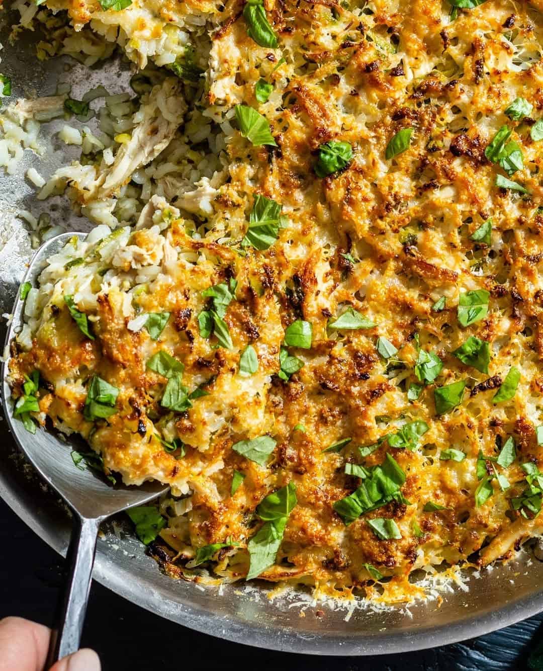 20 Easy And Delicious Cheesy Chicken And Rice Meals – Stretch Recipes