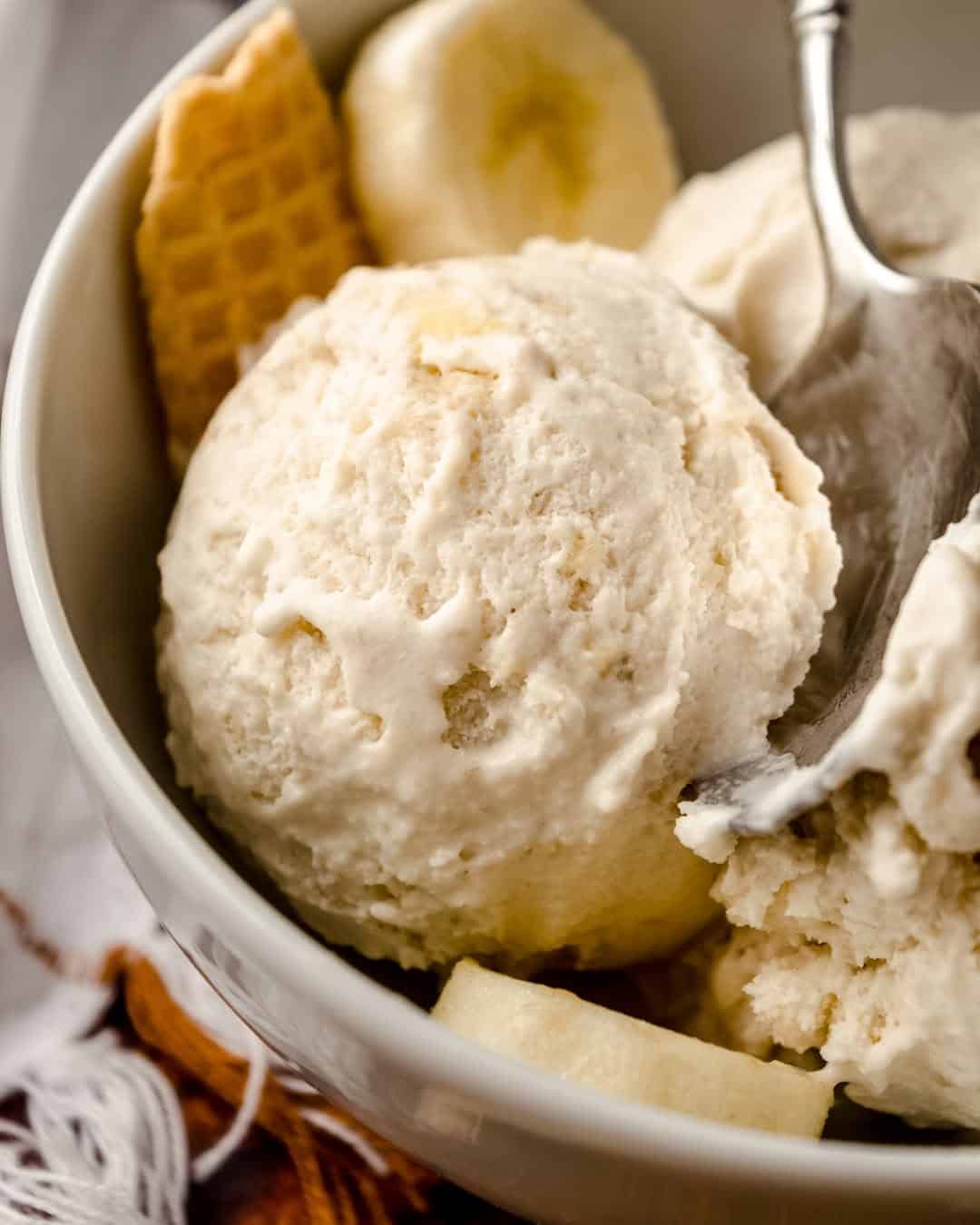 10 Tasty And Easy Recipes That Use Bananas – Stretch Recipes