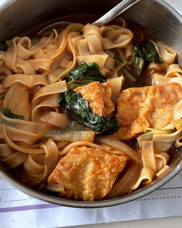 39 Awesome Rice Noodles Recipes, From Stir-Fries To Soups – Stretch Recipes