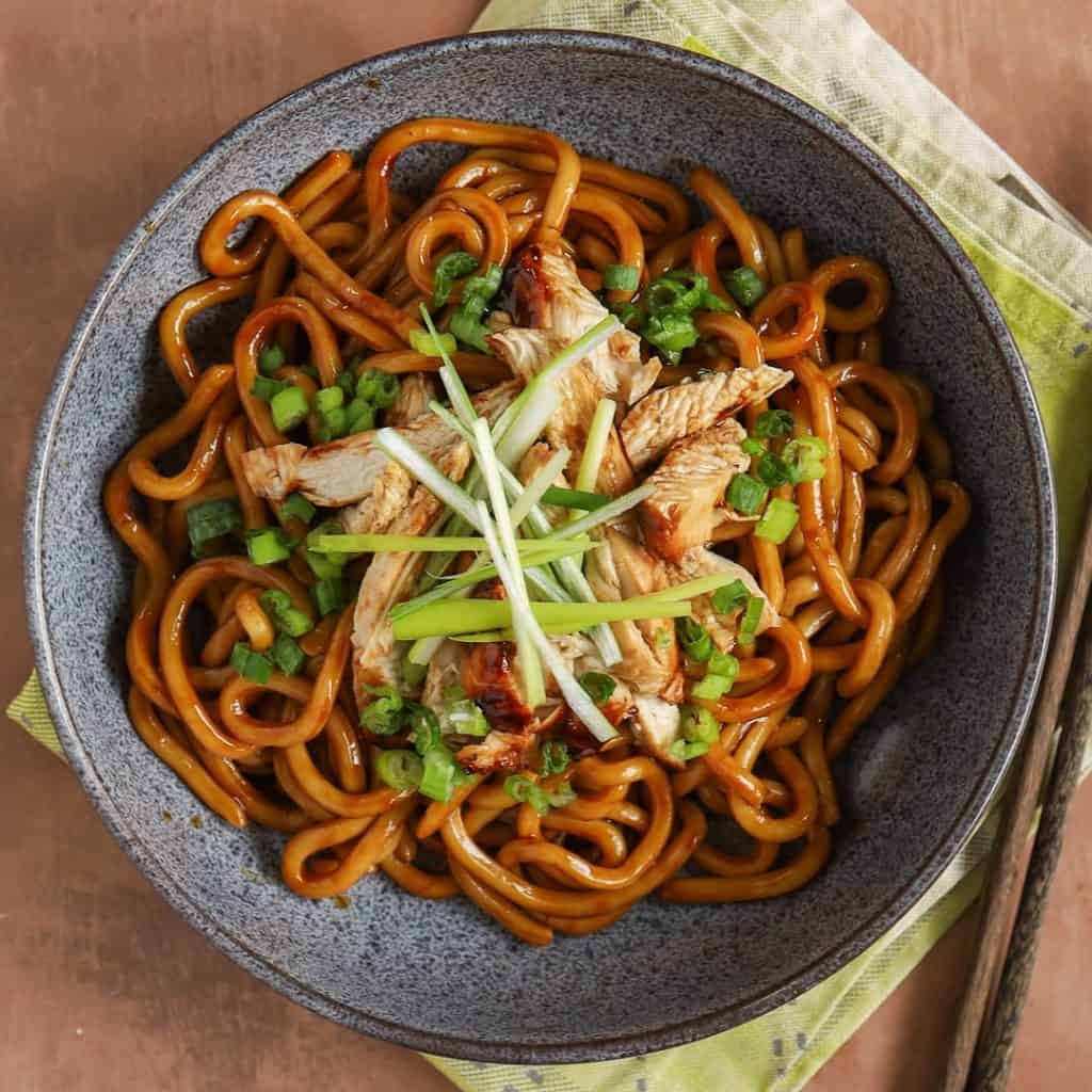 39 Awesome Rice Noodles Recipes, From Stir-Fries To Soups – Stretch Recipes