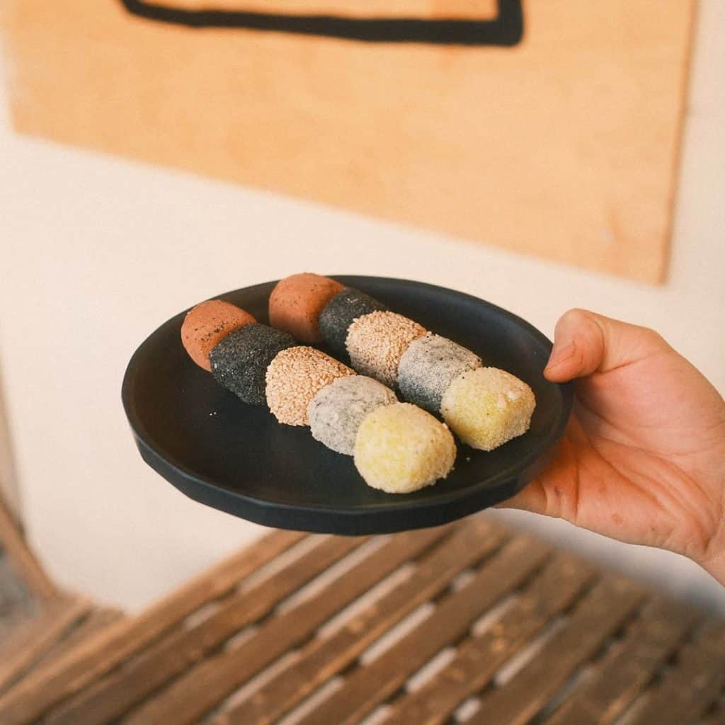 The Rice Cake Collection: 64 Recipes To Delight Every Palate – Stretch ...