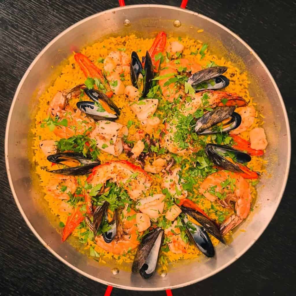 31 Paella Recipes That Bring Spanish Flavor To Your Table – Stretch Recipes