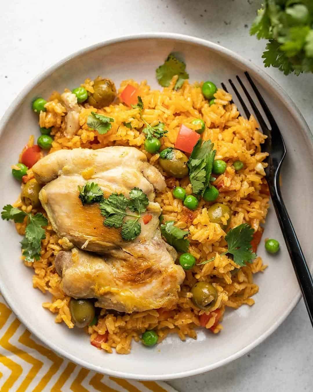 Easy And Flavorful: 15 Arroz Con Pollo Recipes To Make At Home ...